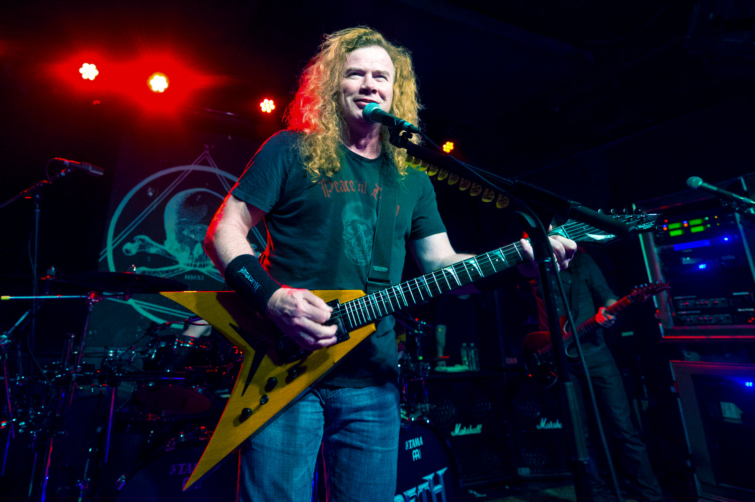 Vic and the Rattleheads Performs "Tornado of Souls" – Megadeth