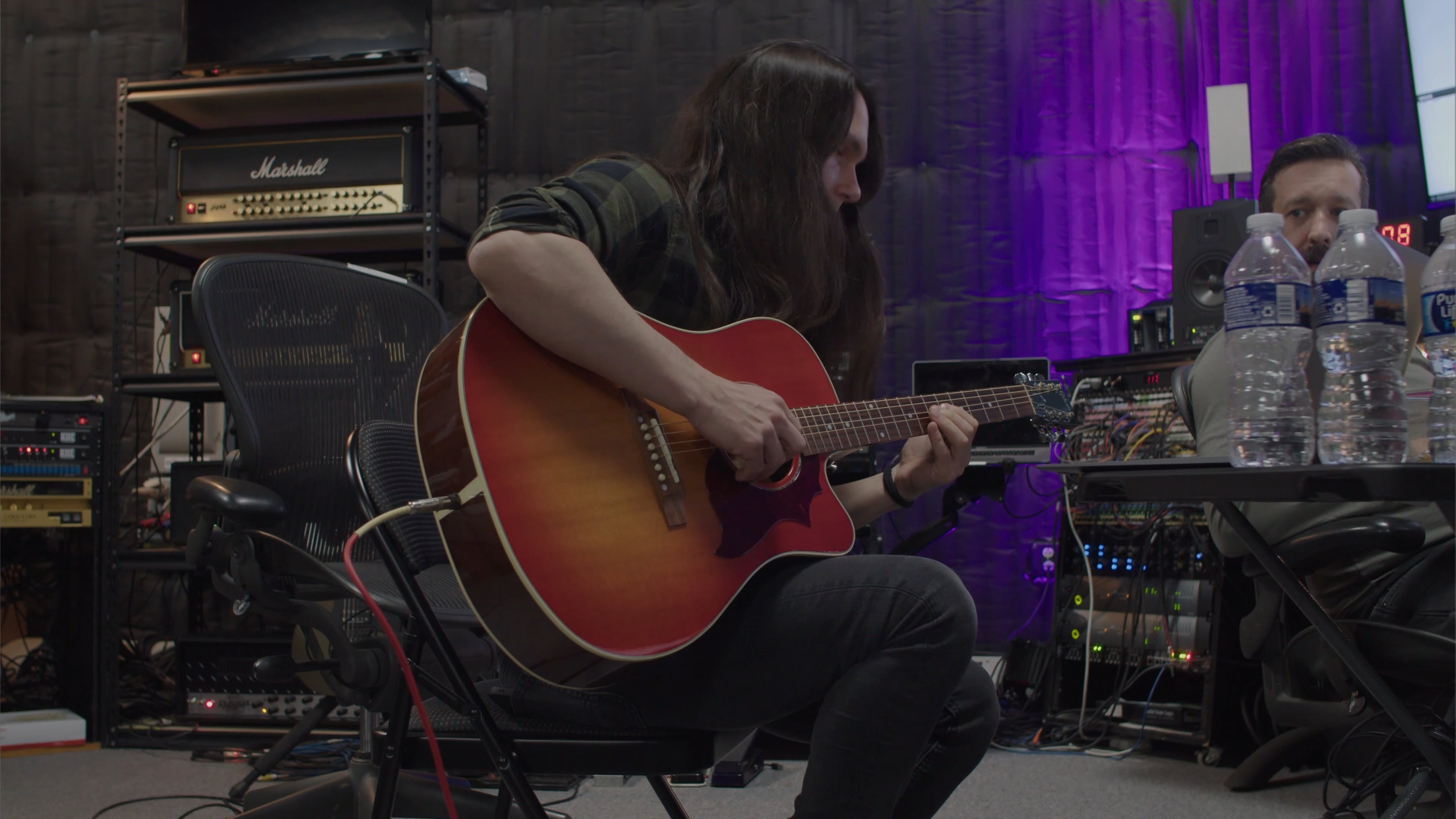 Behind the scenes with Teemu Mäntysaari – Megadeth